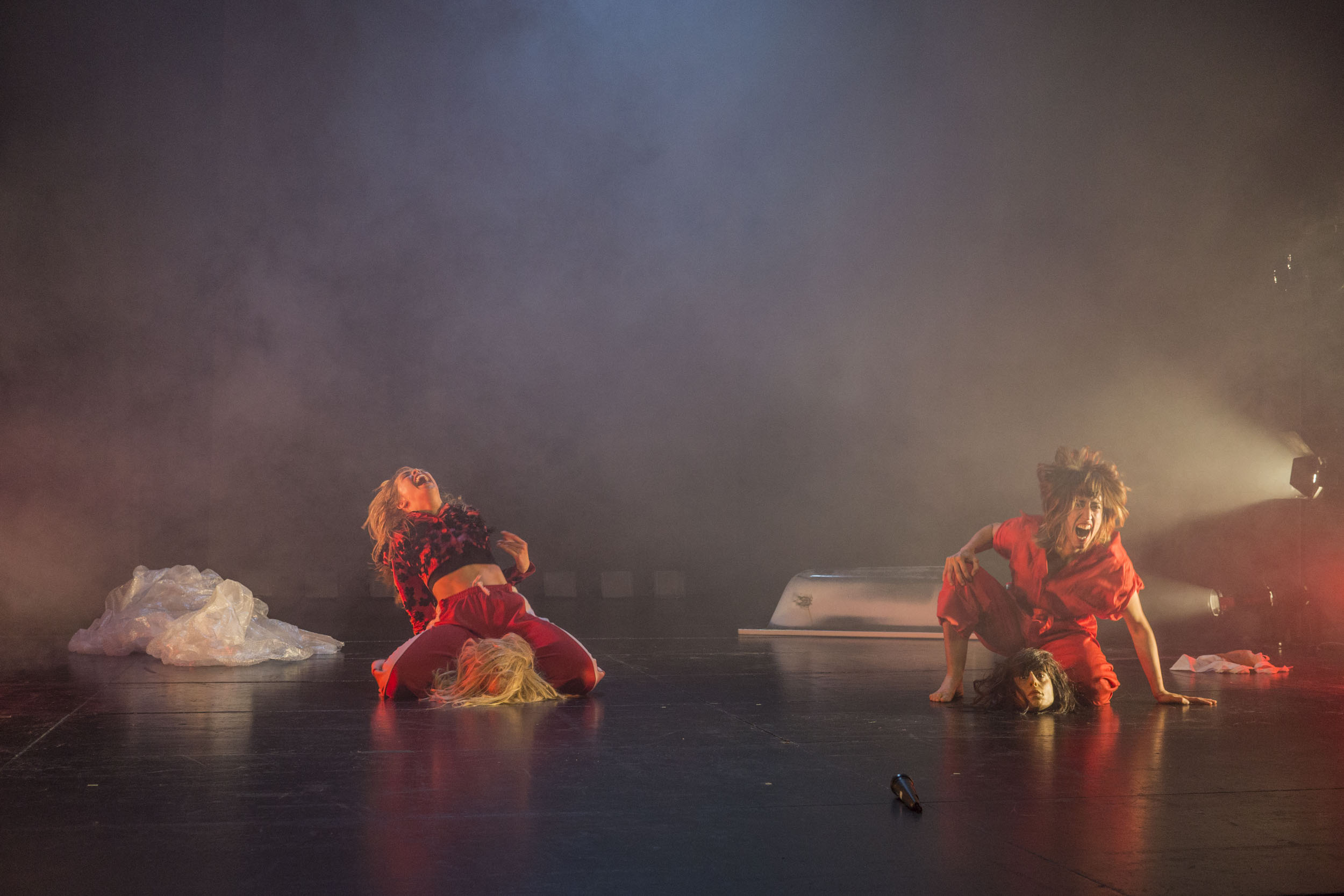 A muerte – Hermanas Gestring | Centro Internacional de Investigación ...